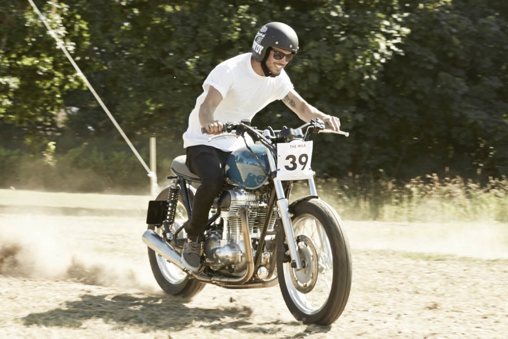 Kawasaki W800 Scrambler by deBolex - BikeBrewers.com