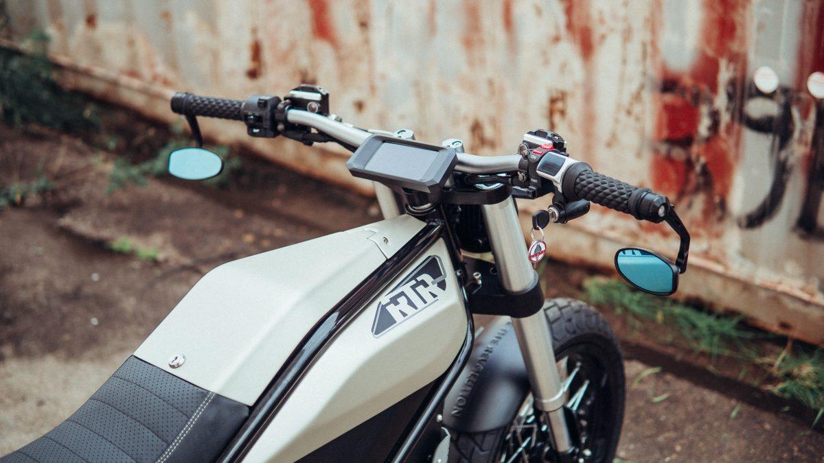 RTR Electric motorcycles - Startup presents scrambler with classic ...