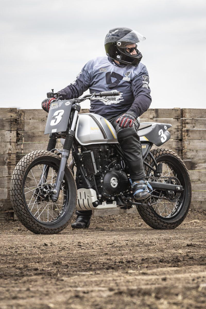 Flat Track racing - having fun on the oval track! - BikeBrewers.com